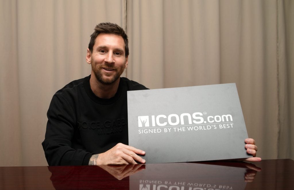 Lionel Messi Signs with Icons Again! - Icons.com News